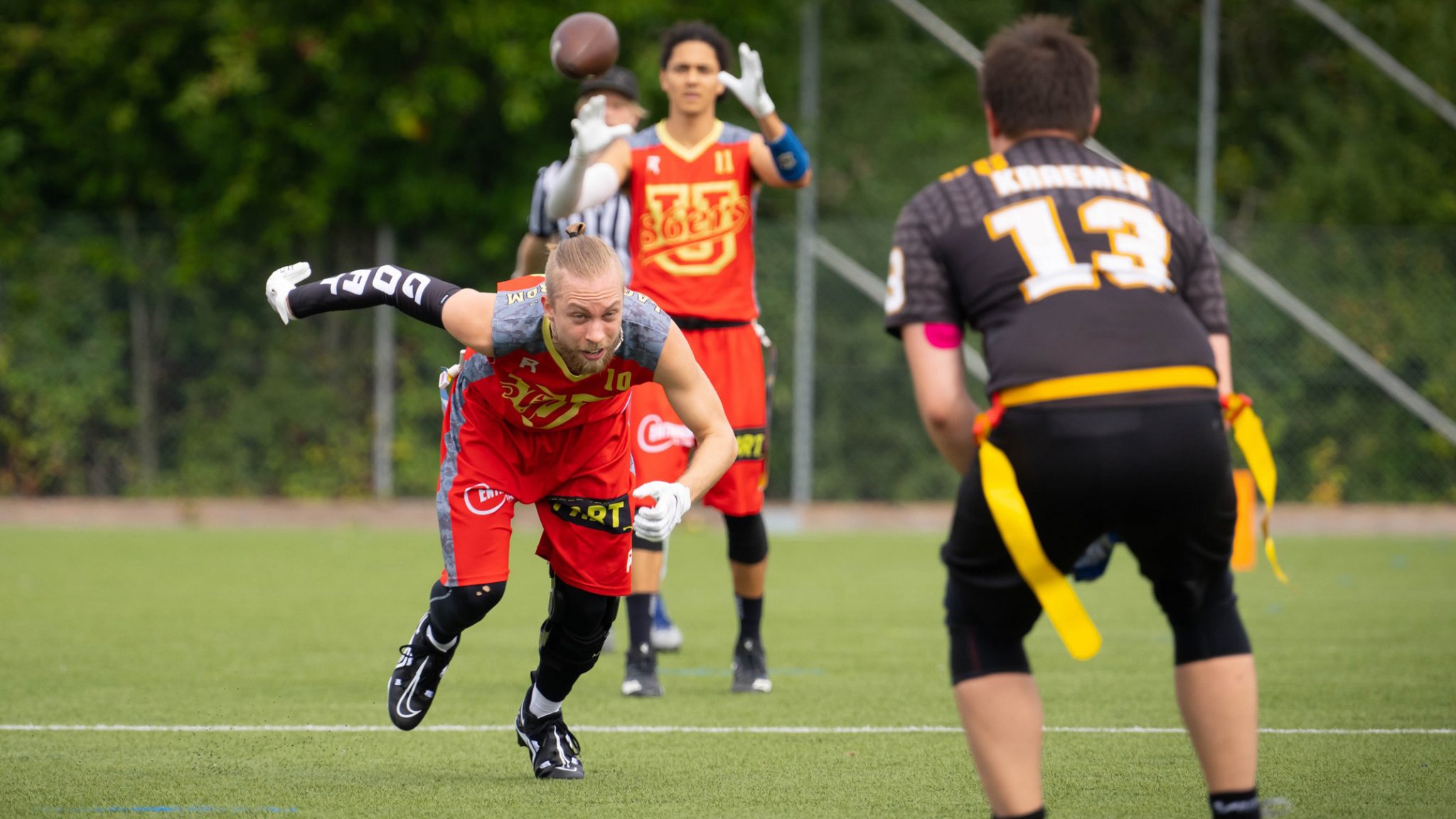 Inför SWE3 Rookie days, prova på flaggfotboll med Uppsala 86ers ...